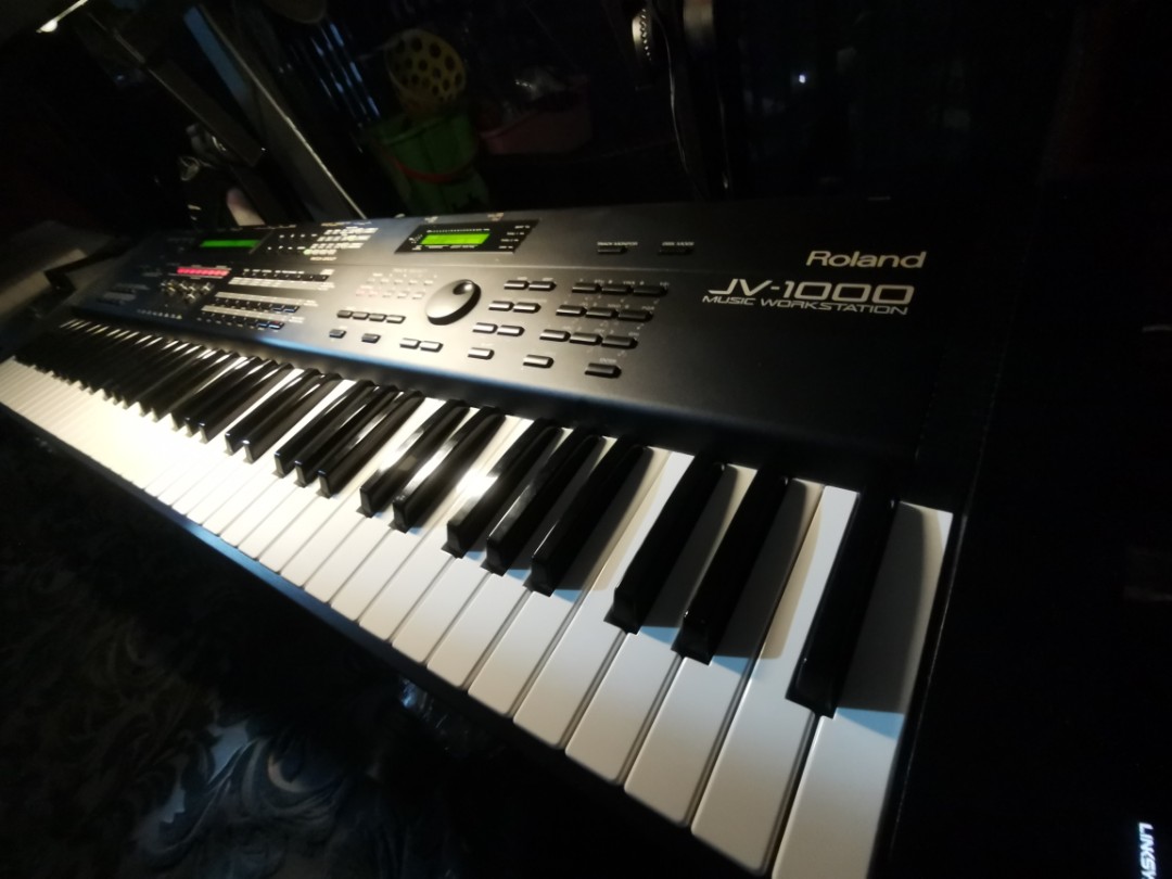 Roland Jv1000 Synthesizer Workstation Mint Keyboard, Hobbies & Toys ...