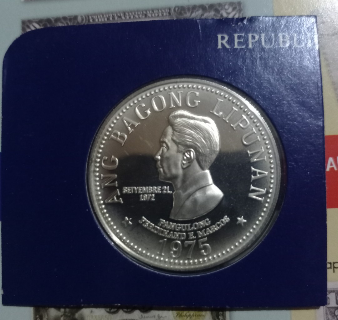 Silver Proof Coin 1975 50piso Sealed, Hobbies & Toys, Memorabilia ...