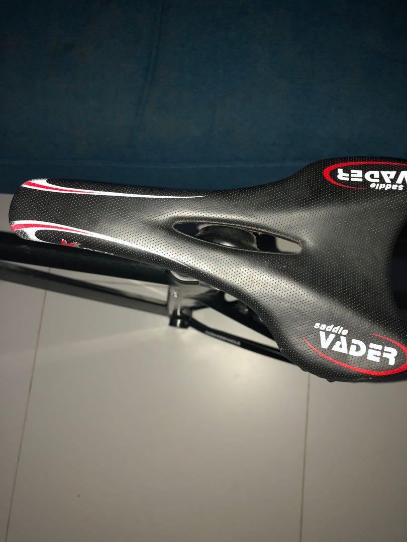 URGENT FAST DEAL throne tracklord 3 fixie frame, Sports Equipment ...