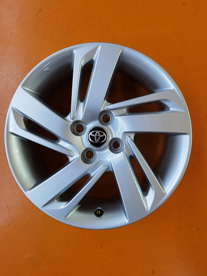 16 inch toyota raize rims . Original. 09, Car Accessories, Tyres & Rims ...