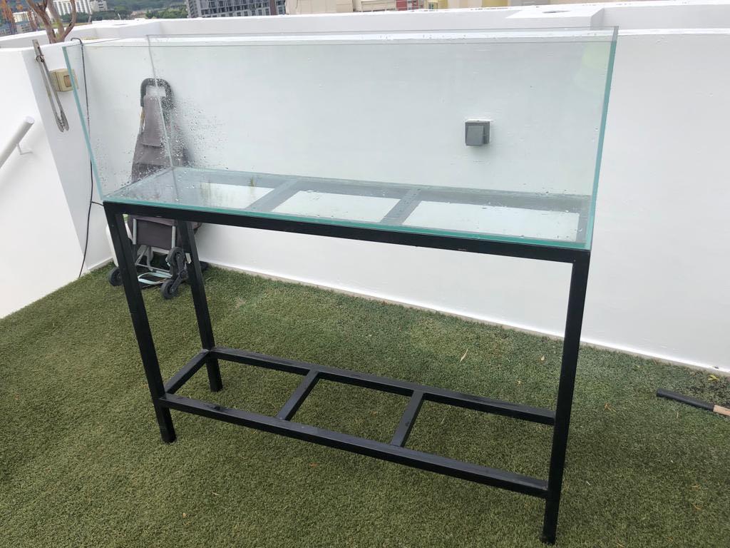 4ft Aquarium tank + stand, Pet Supplies, Homes & Other Pet Accessories ...