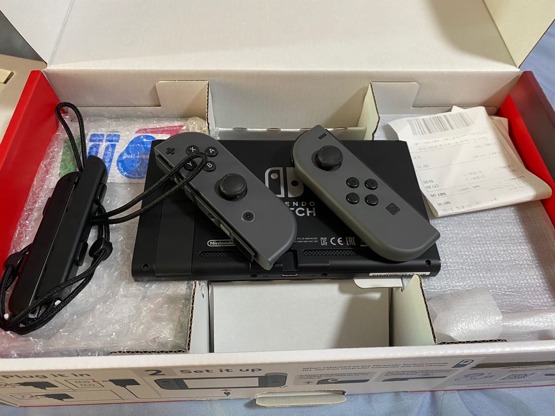 Nintendo switch 2nd gen selling at 500, Video Gaming, Video Game ...