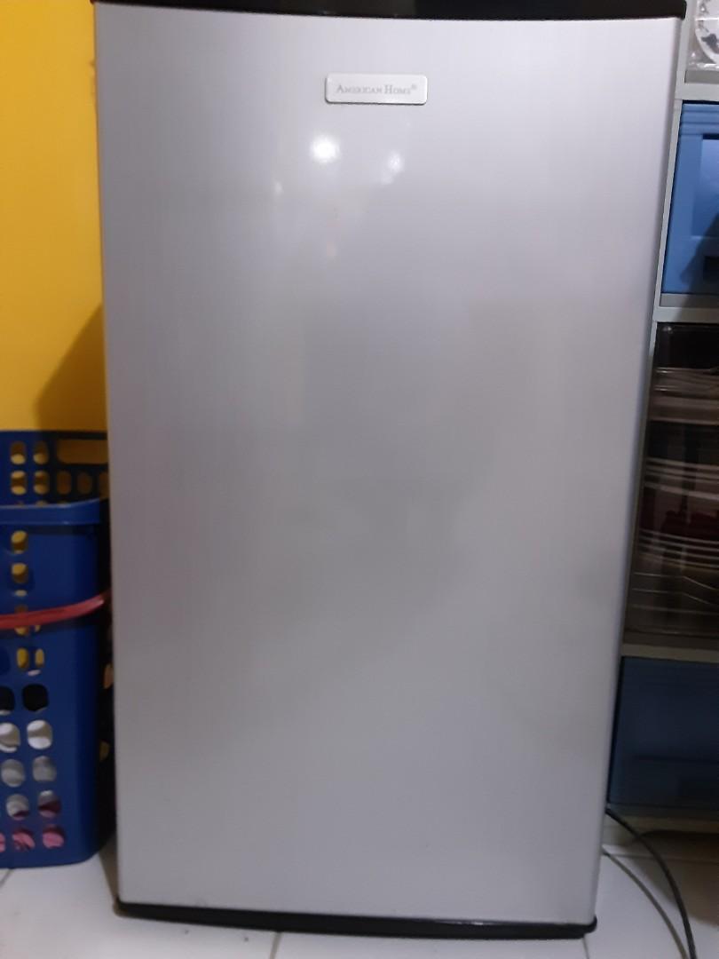 AMERICAN HOME personal ref 3.2 cu ft, TV & Home Appliances, Kitchen Appliances, Refrigerators ...