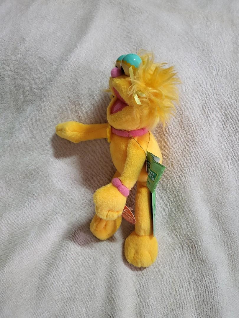 Authentic Gund Sesame Street Zoe with Magnetic Hands & Feet Plush Soft ...