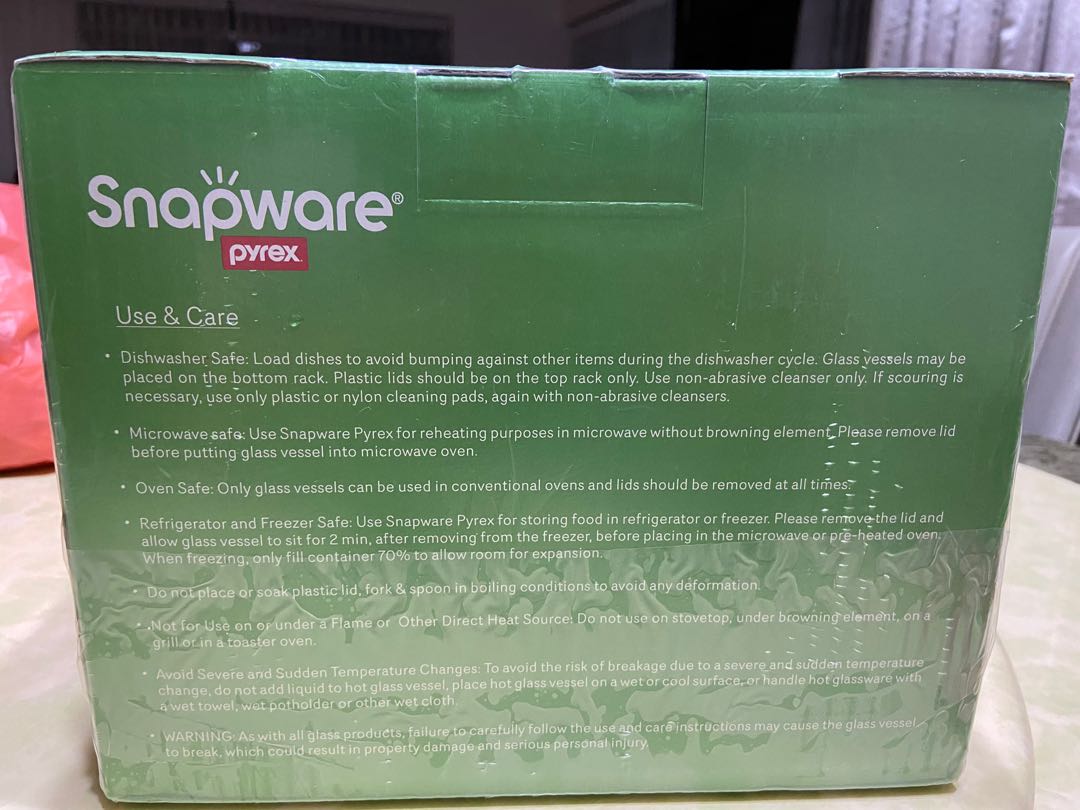 Brand new- Snapware set of 4 glass container, Furniture & Home Living ...