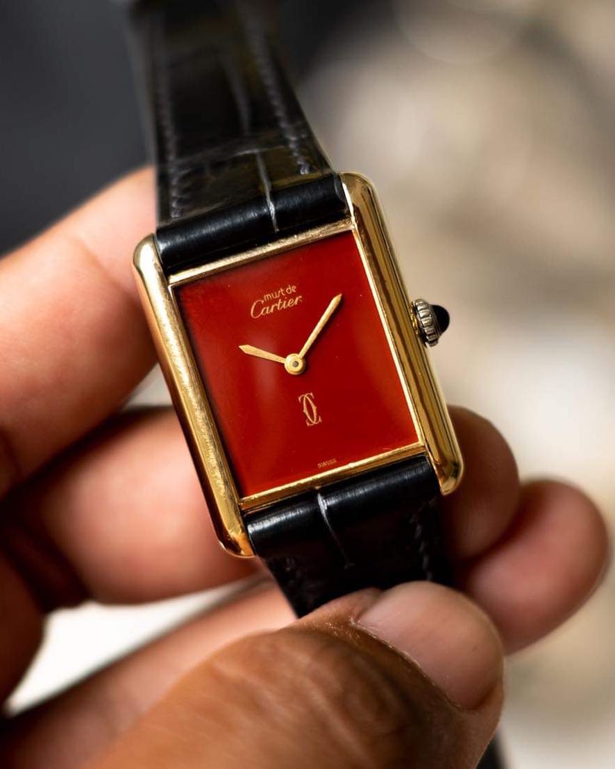 Cartier tank must de Rouge Red mechanical, Luxury, Watches on Carousell
