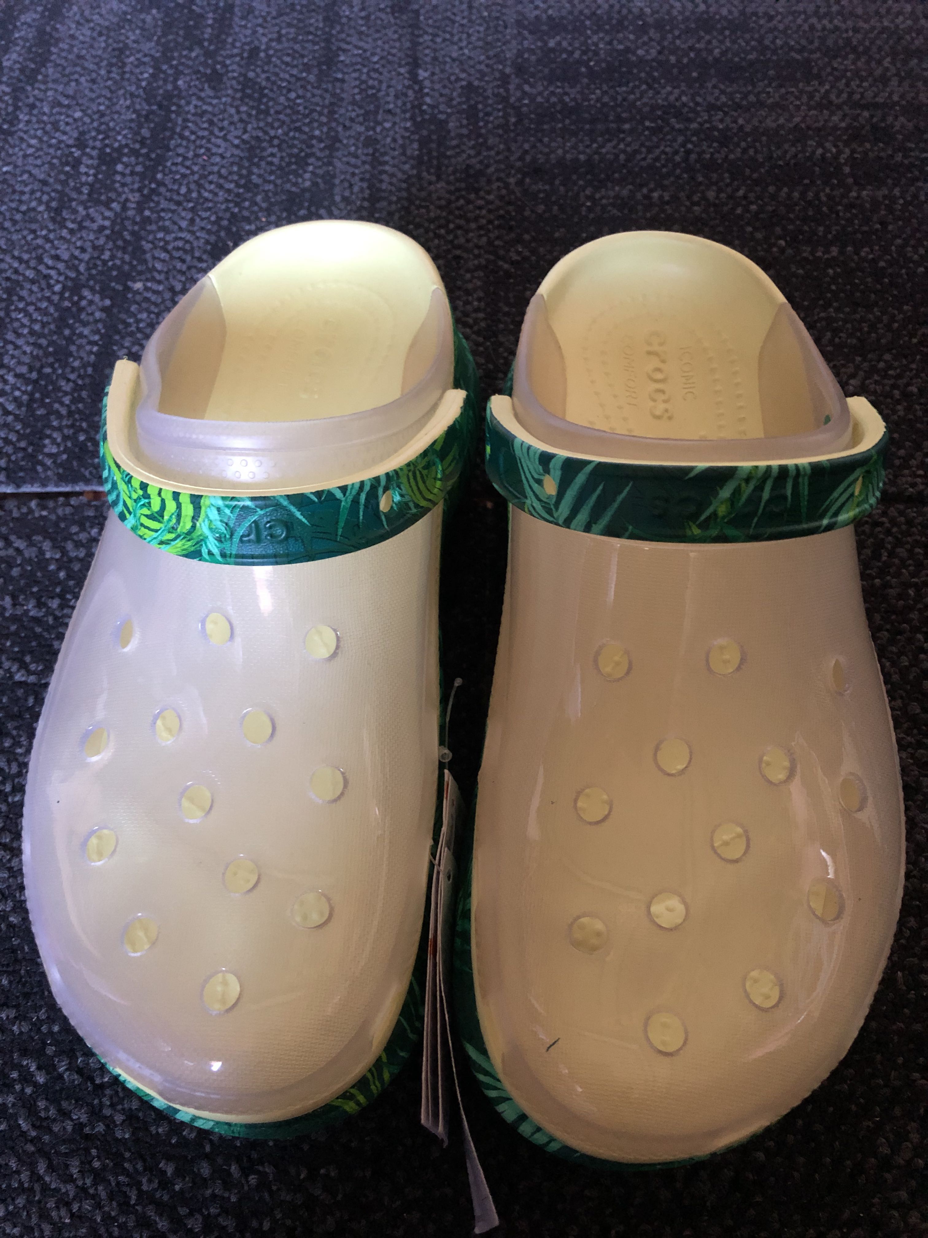 Crocs bae translucent, Women's Fashion, Footwear, Slippers and slides ...