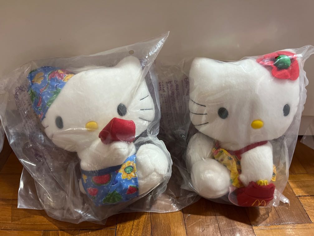 Hello kitty full set (overseas series), Hobbies & Toys, Toys & Games on ...