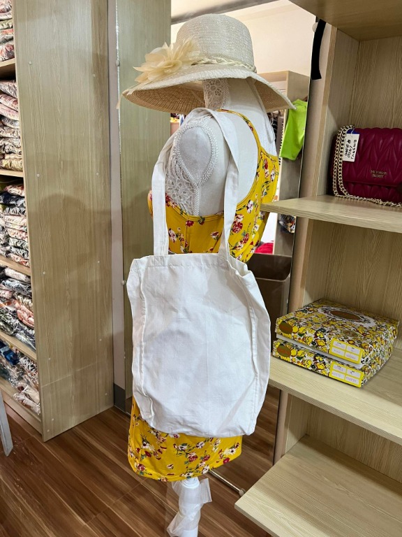 katsa plain tote bag, Women's Fashion, Bags & Wallets, Beach Bags on ...