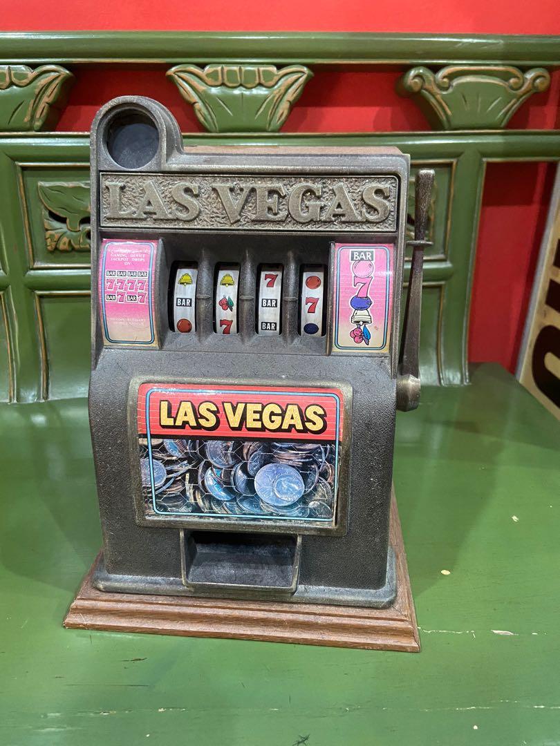 Las Vegas Slot Machine bank, Hobbies & Toys, Memorabilia & Collectibles ...