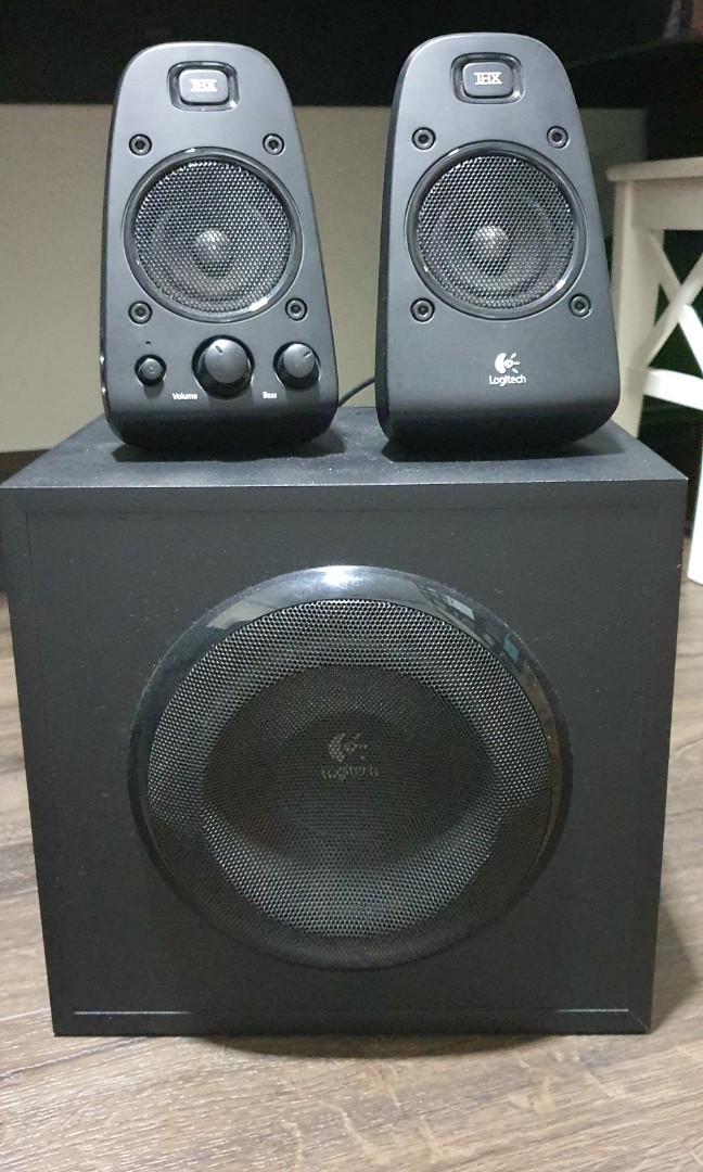 Logitech speakers and subwoofer, Audio, Soundbars, Speakers ...