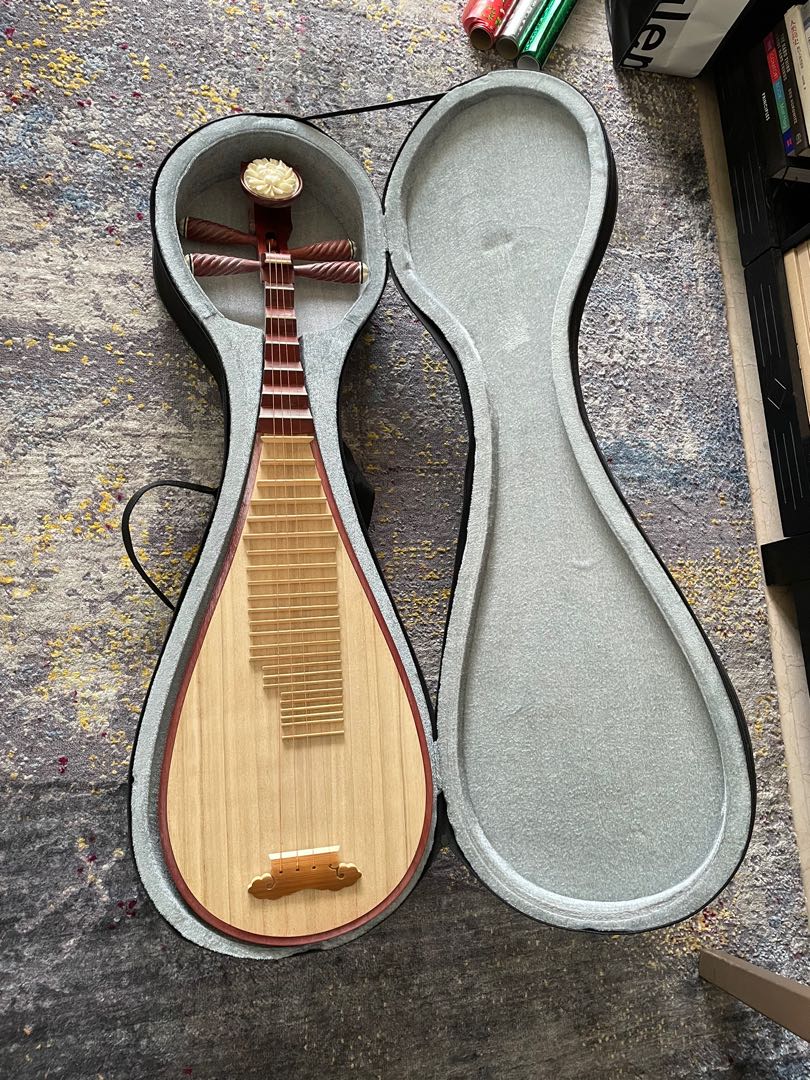 Pipa, Hobbies & Toys, Music & Media, Musical Instruments on Carousell
