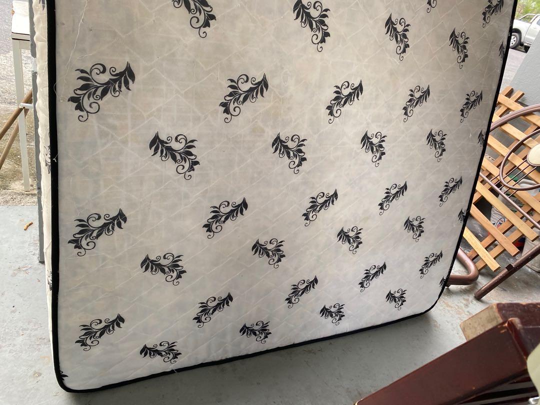 tilam queen span, Furniture & Home Living, Furniture, Bed Frames ...