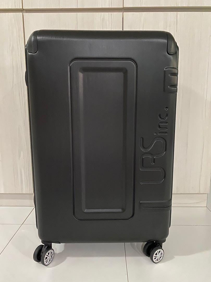 URS & INC Luggage (28 Inch (SOLD) & 20 Inch), Hobbies & Toys, Travel ...
