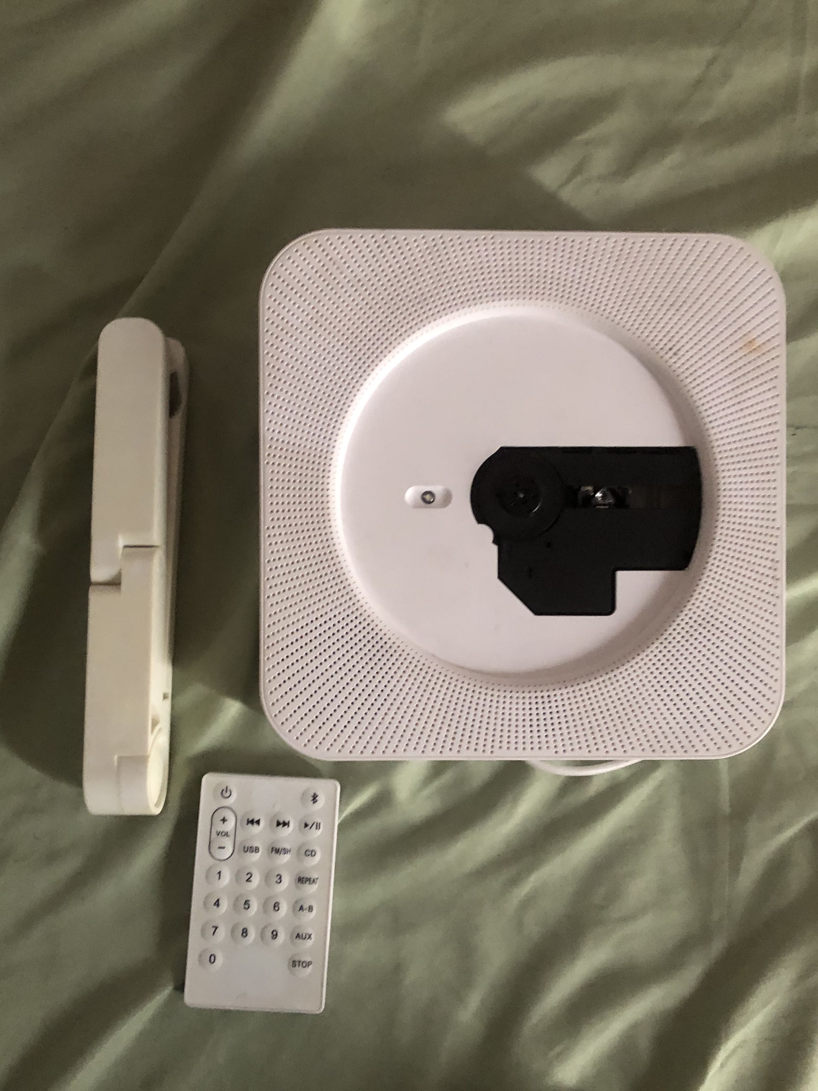 white Cd player aesthetic, Audio, Portable Music Players on Carousell