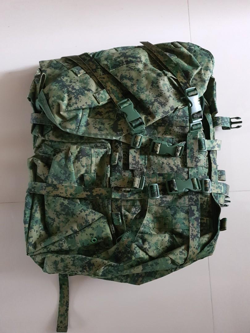 Army Field Pack, Men's Fashion, Bags, Backpacks on Carousell
