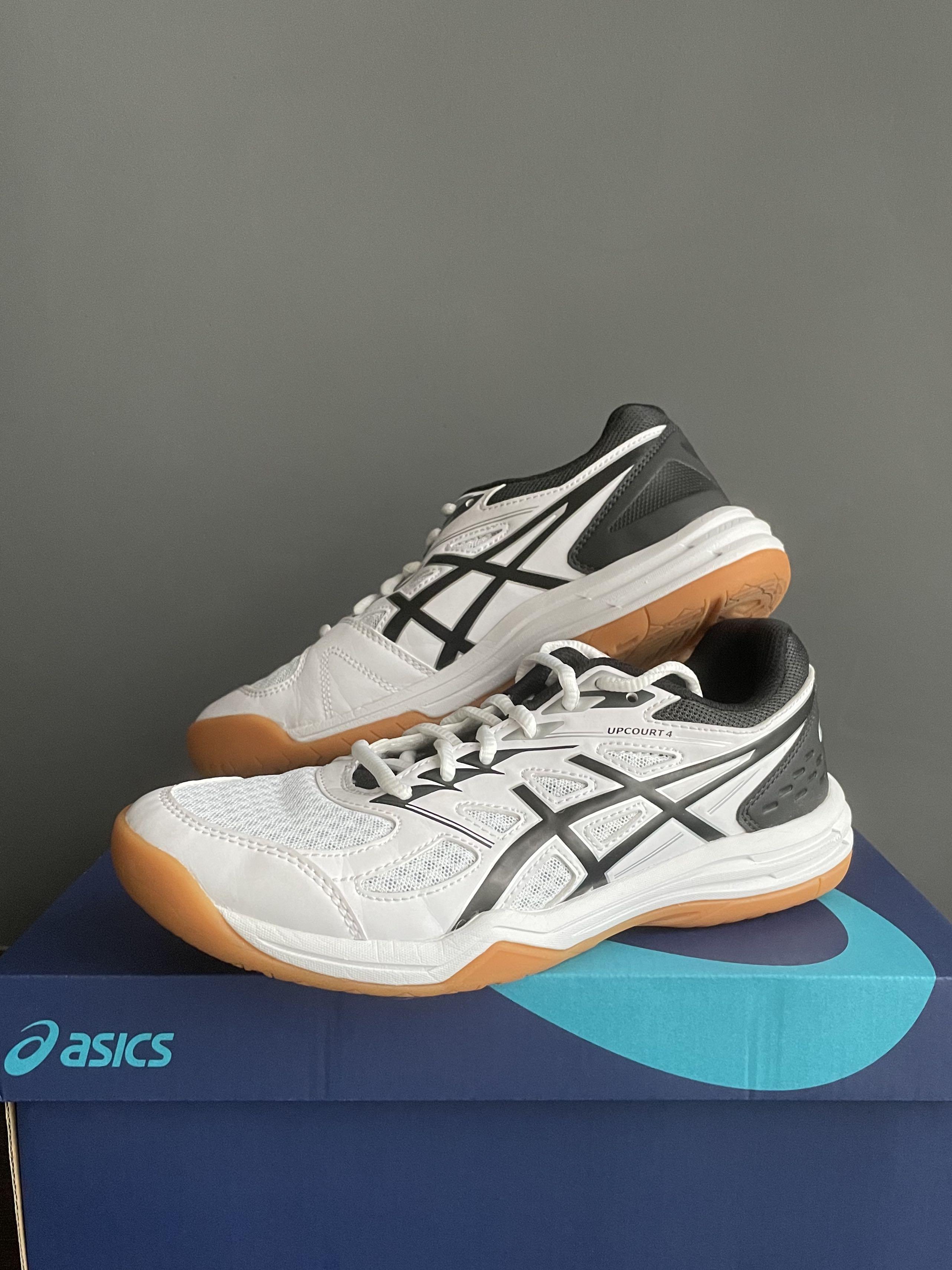 Asics Upcourt shoe / Indoor court shoe, Women's Fashion, Footwear, Sneakers on Carousell