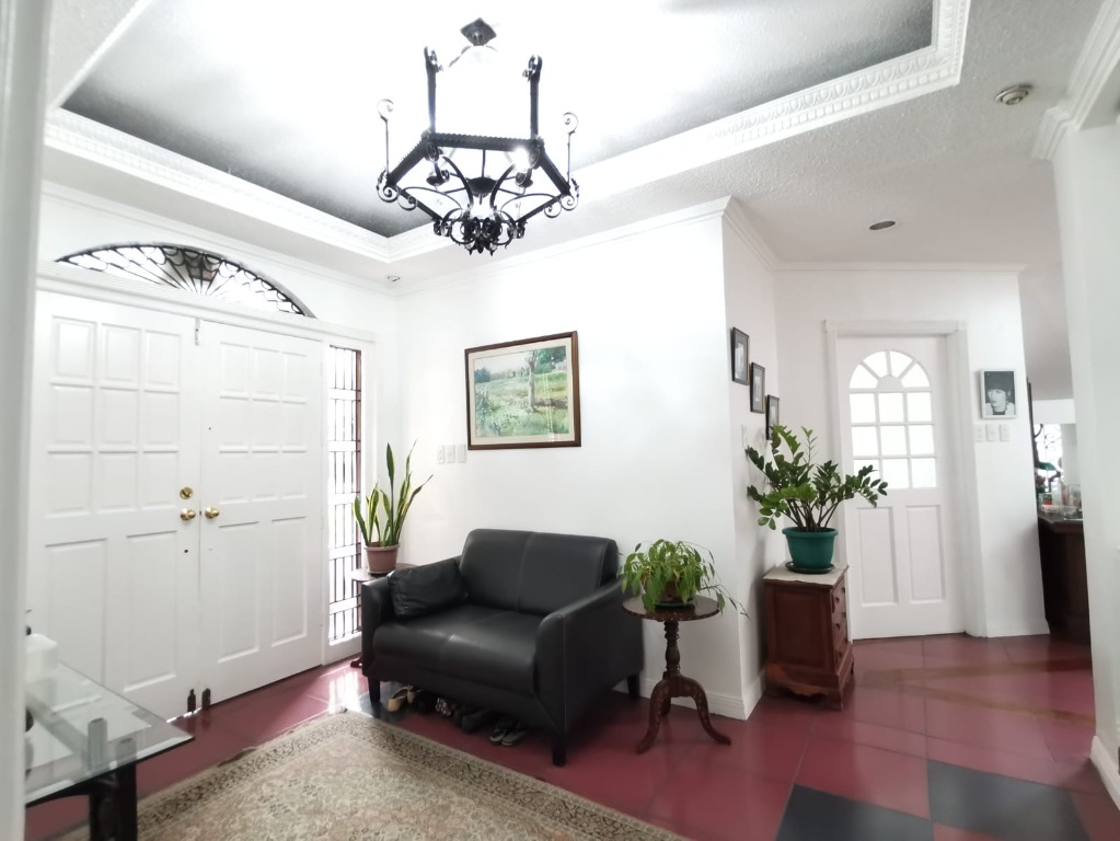 Capitol Hills Golf Subdivision House and Lot with Senior Room for Sale ...