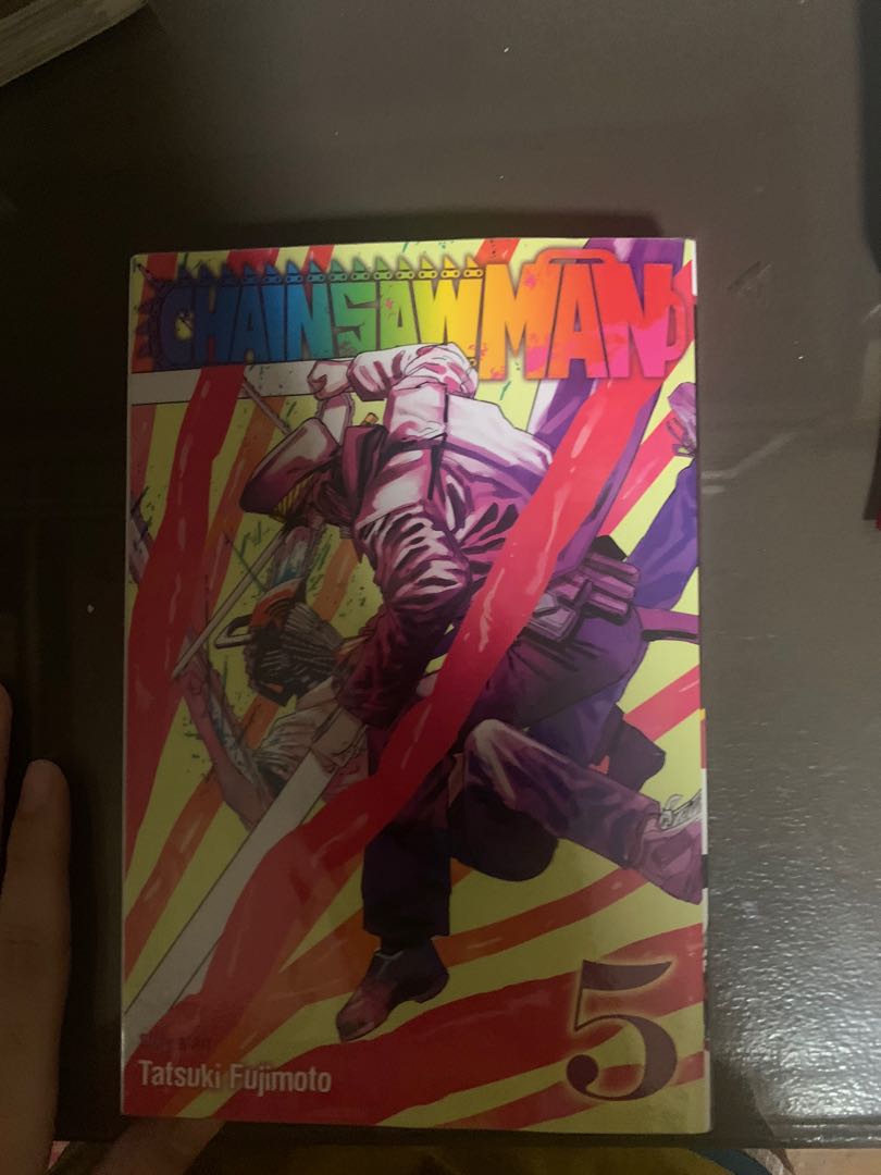 Chainsaw man volume 5, Hobbies & Toys, Books & Magazines, Comics ...