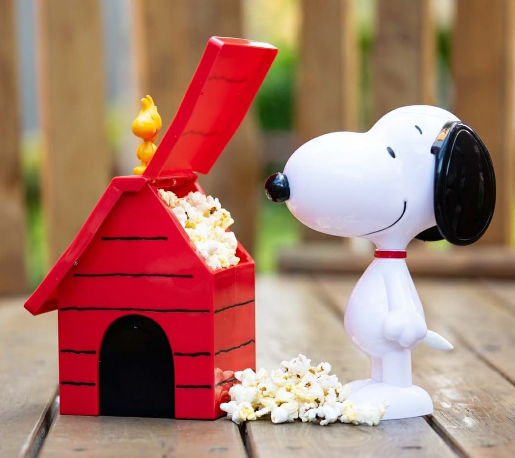 GV Snoopy Collectible Set, Hobbies & Toys, Toys & Games on Carousell