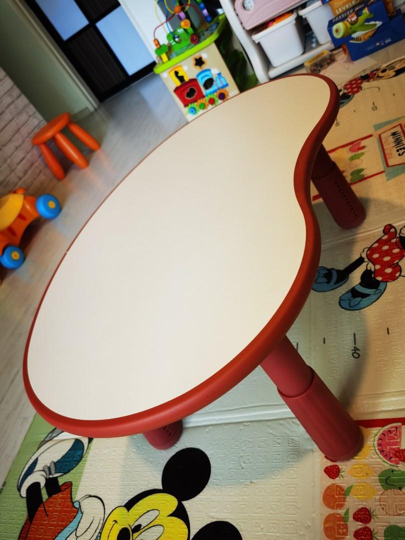 iloom Disney Piglet Aco and Peanut Desk, Babies & Kids, Baby Nursery ...