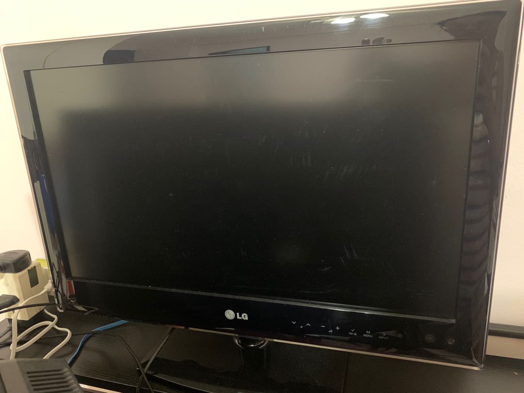 LG 22 inch TV monitor, TV & Home Appliances, TV & Entertainment, TV on ...