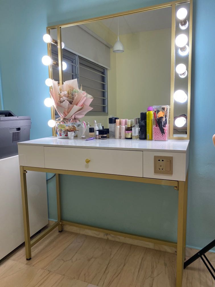 Professional Dressing Table, Furniture & Home Living, Furniture, Other ...