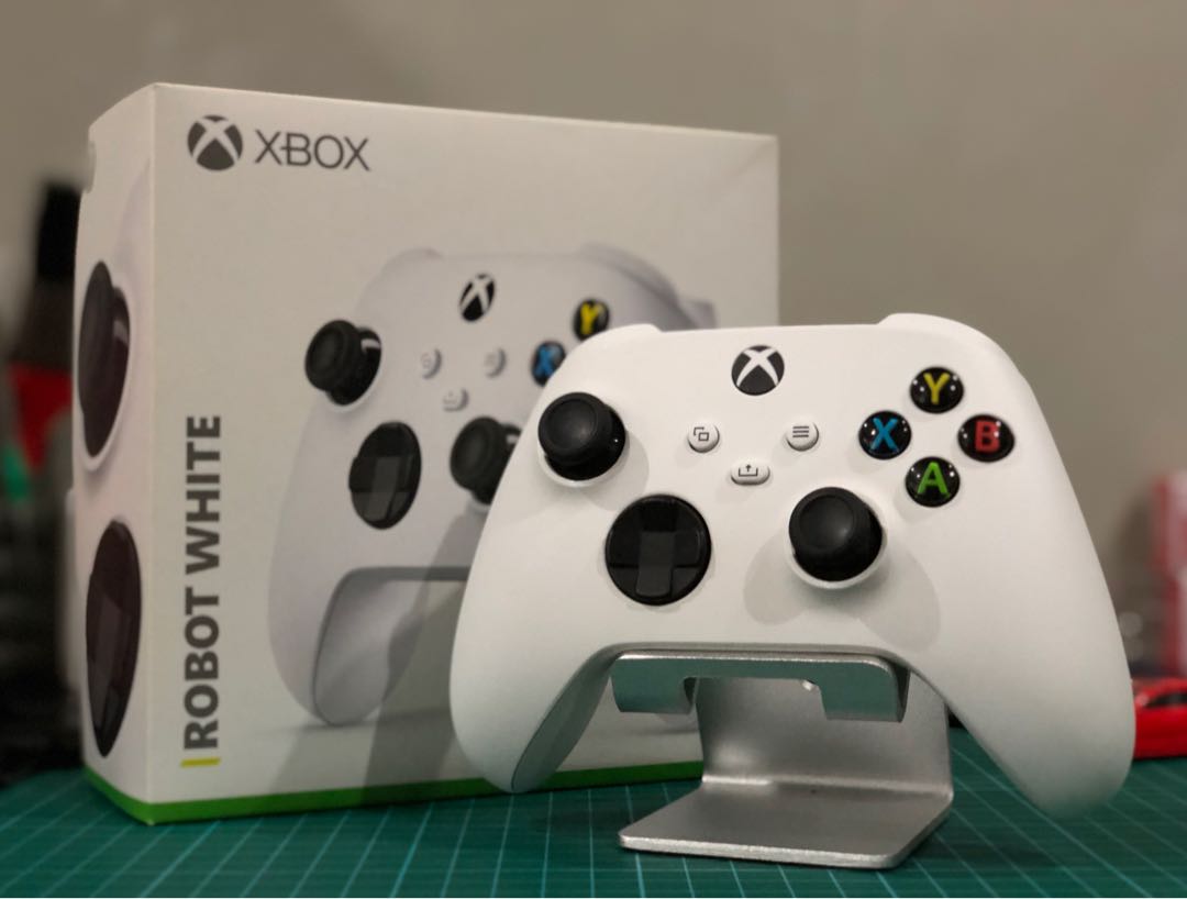 Robot White Xbox Controller, Video Gaming, Gaming Accessories ...