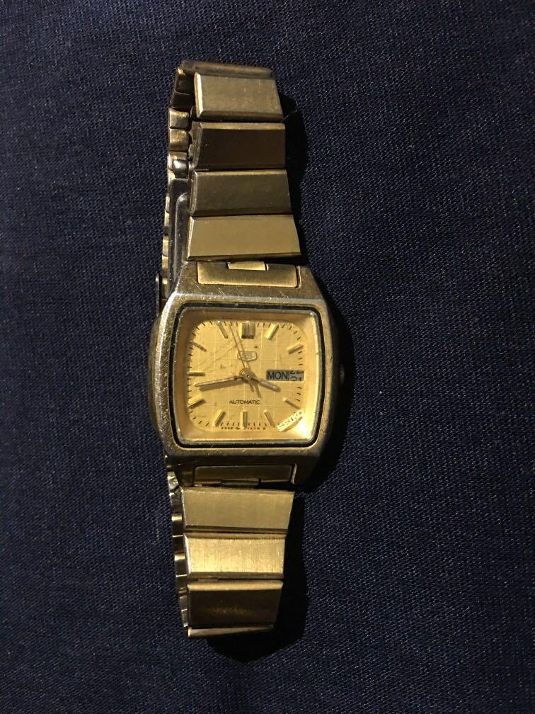 SEIKO Old Model Watch - Automatic, Women's Fashion, Watches ...