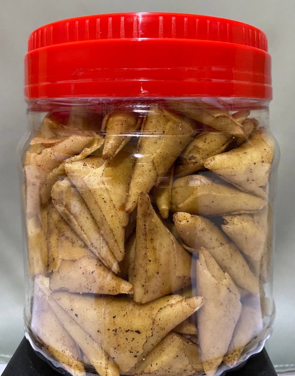 TRUFFLE SAMOSA, Food & Drinks, Homemade Bakes on Carousell
