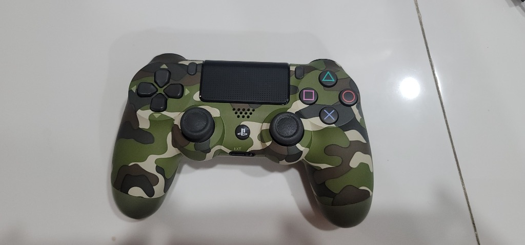 Used Playstation 4 Controller PS4, Video Gaming, Gaming Accessories ...