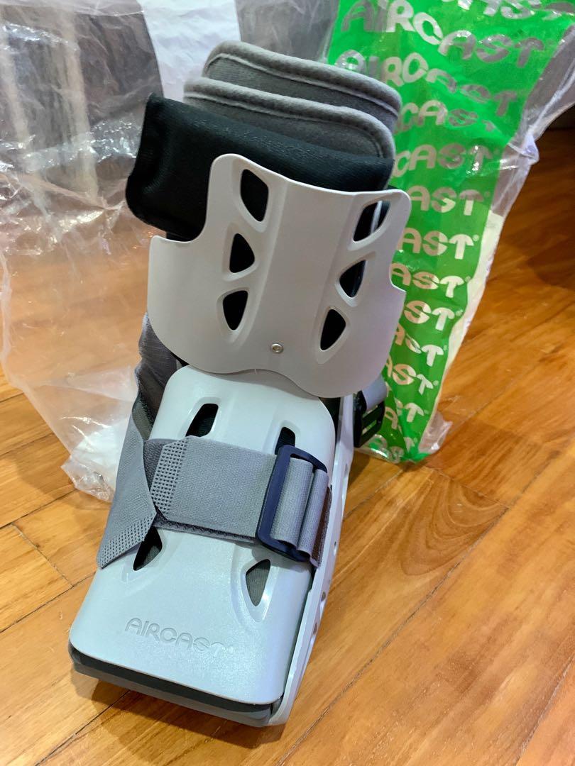Airselect Short (M) Airselect Leg Cast Boot, Health & Nutrition, Braces ...