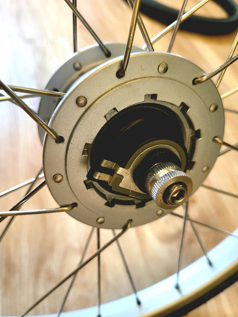 Brompton Dynamo- front wheel and lights, Sports Equipment, Bicycles ...