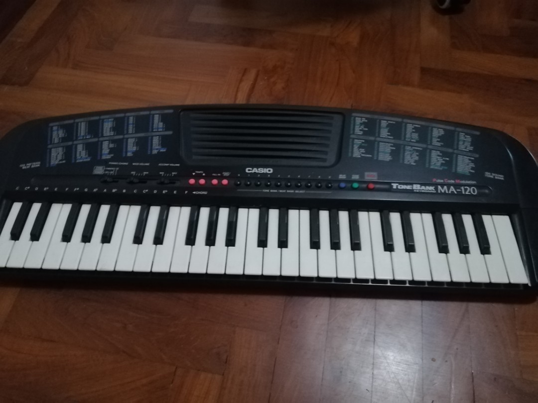 Casio piano for beginners, Hobbies & Toys, Music & Media, Musical ...
