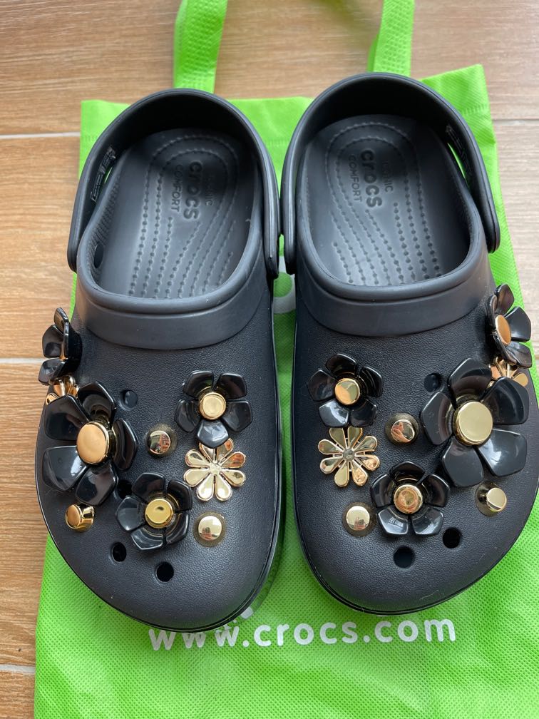 Crocs Metallic Blooms Clog Black (Authentic), Women's Fashion, Footwear ...