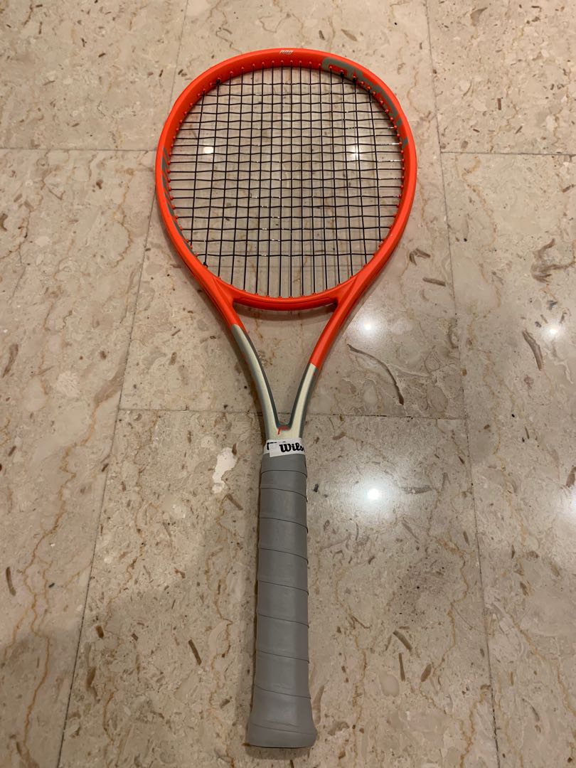 Head Radical Pro (2021) 4&1/4 (L2) - like new, Sports Equipment, Sports ...