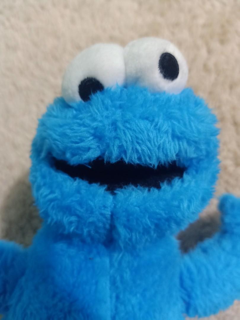 HUGGING COOKIE MONSTER FROM SESAME STREET (10 inches), Hobbies & Toys ...