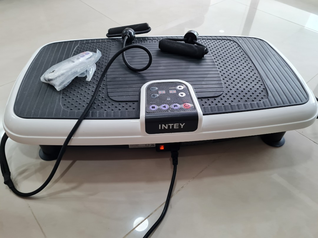 Intey vibration plate, Sports Equipment, Exercise & Fitness, Cardio & Fitness Machines on Carousell