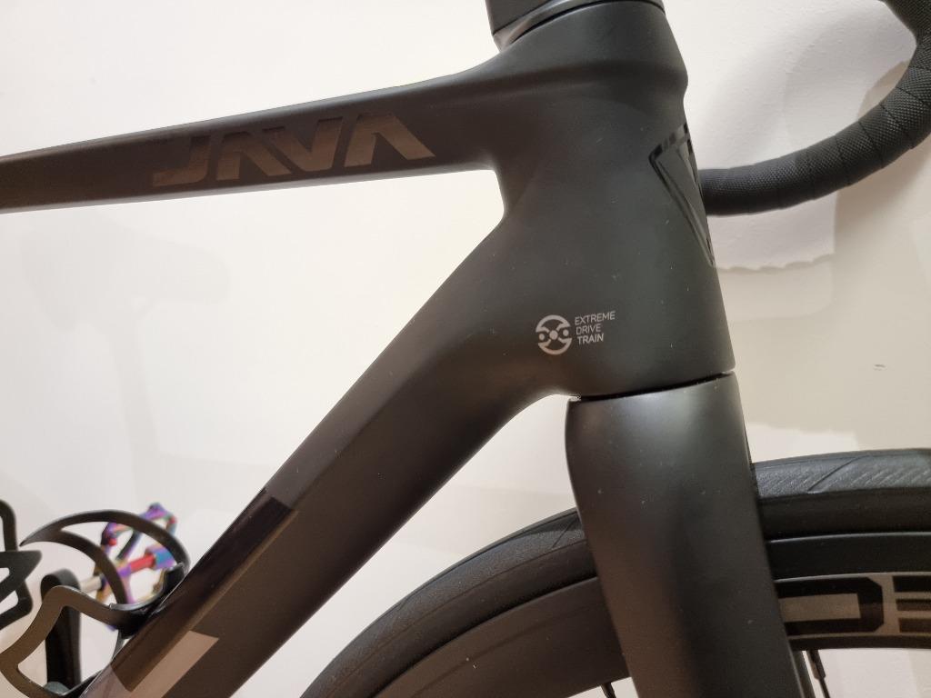 Java Vesuvio Disc 2021 Carbon Road Bike, Sports Equipment, Bicycles ...