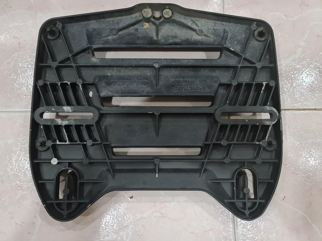 Givi Monokey baseplate, Motorcycles, Motorcycle Accessories on Carousell