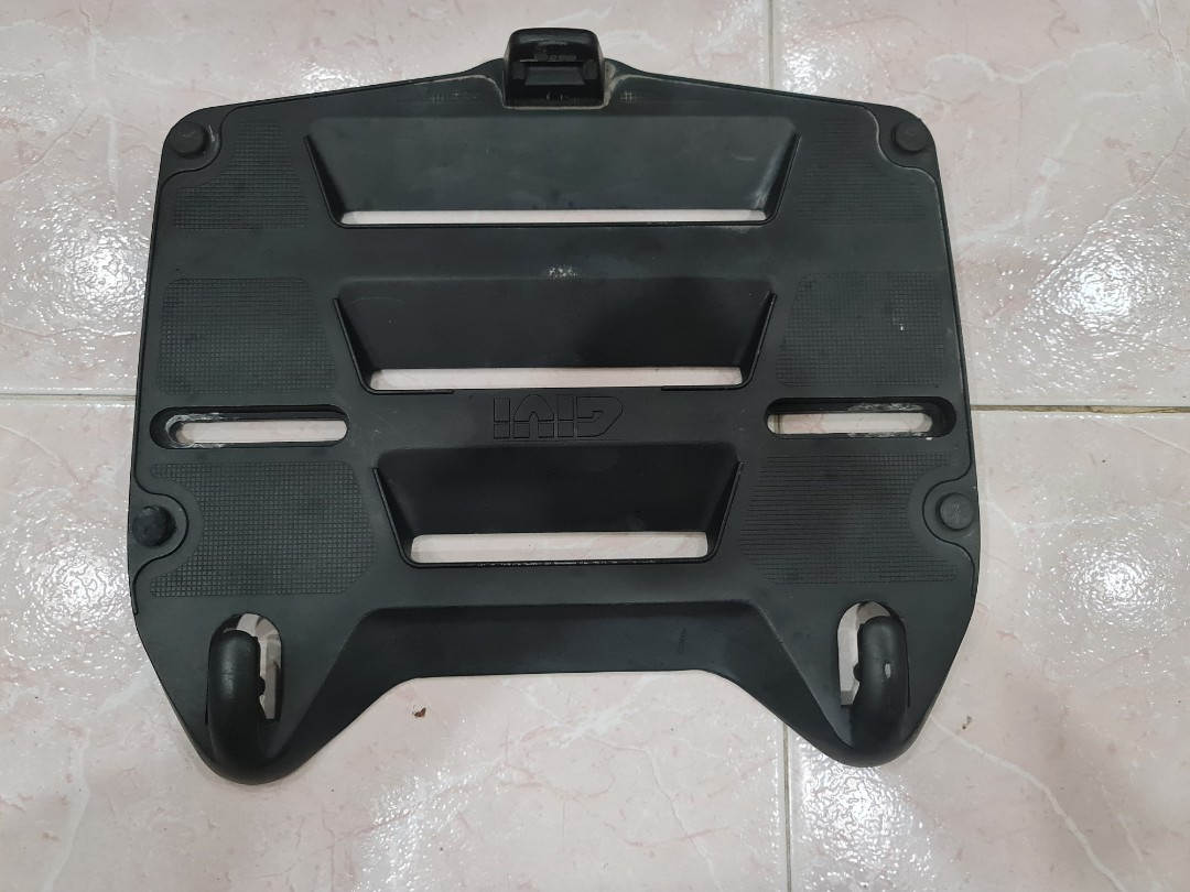 Givi Monokey baseplate, Motorcycles, Motorcycle Accessories on Carousell