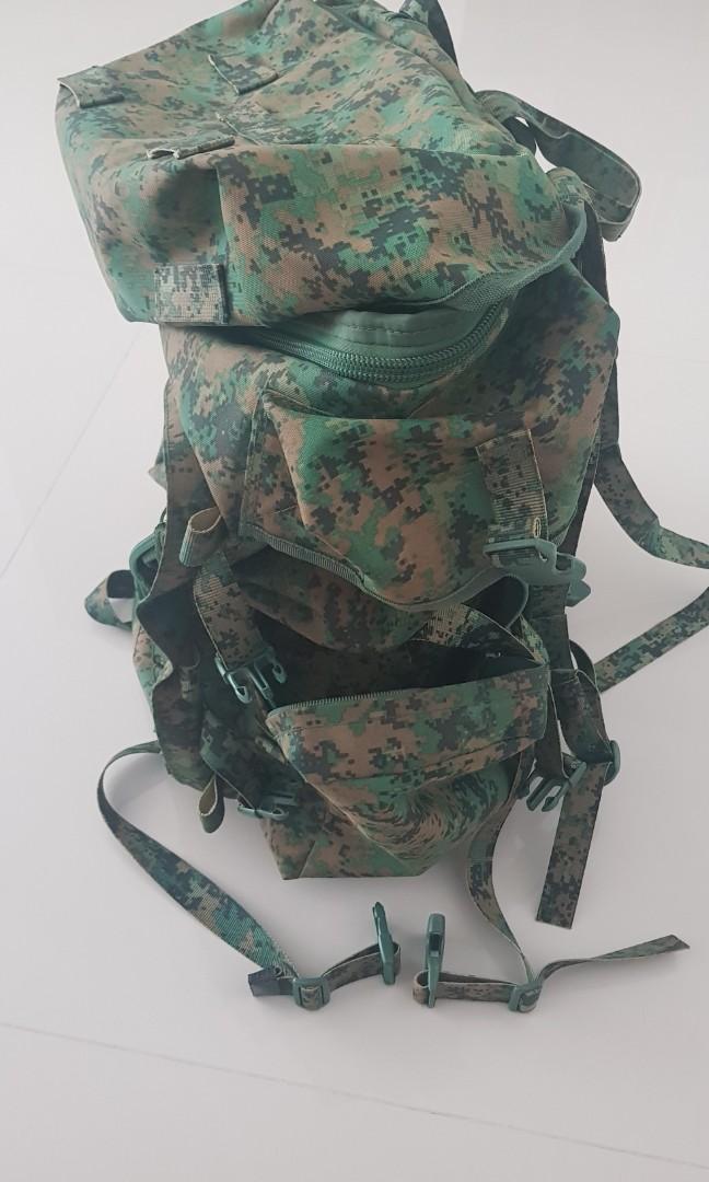 SAF army field pack, Everything Else on Carousell