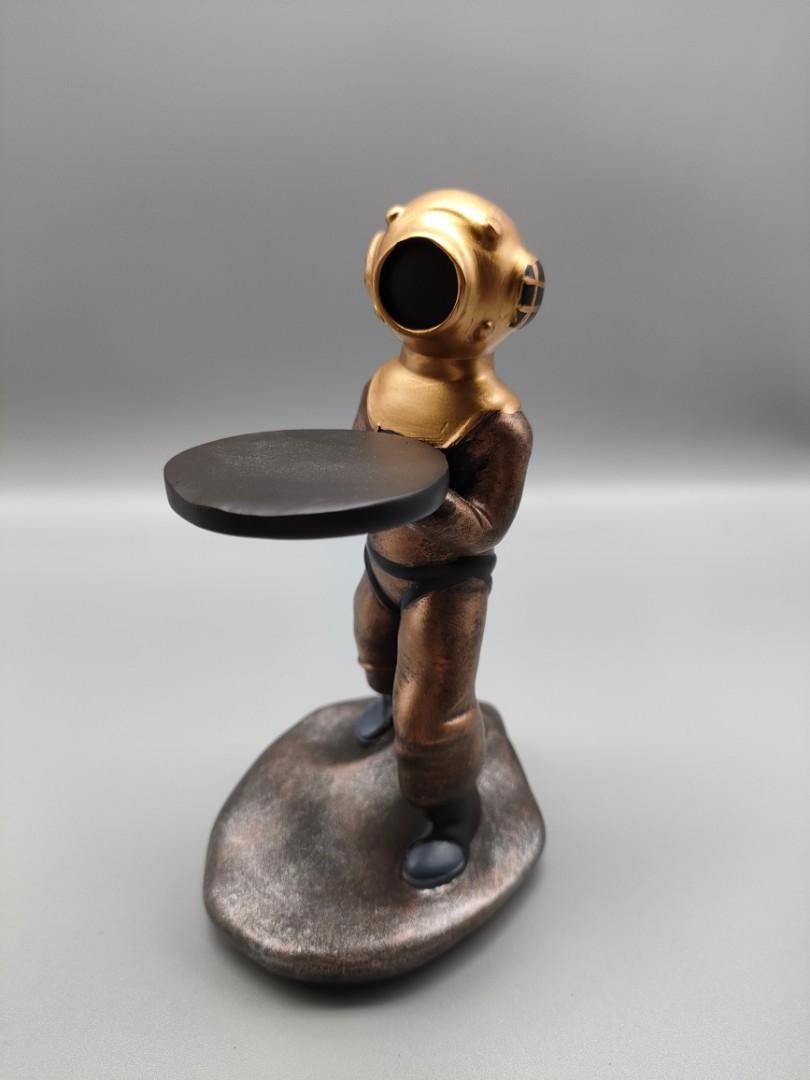 Vintage Diver Watch Stand, Luxury, Watches on Carousell