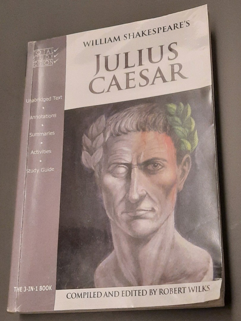 Williams Shakespeare's Julius Caesar (the 3-in-1 book), Hobbies & Toys ...