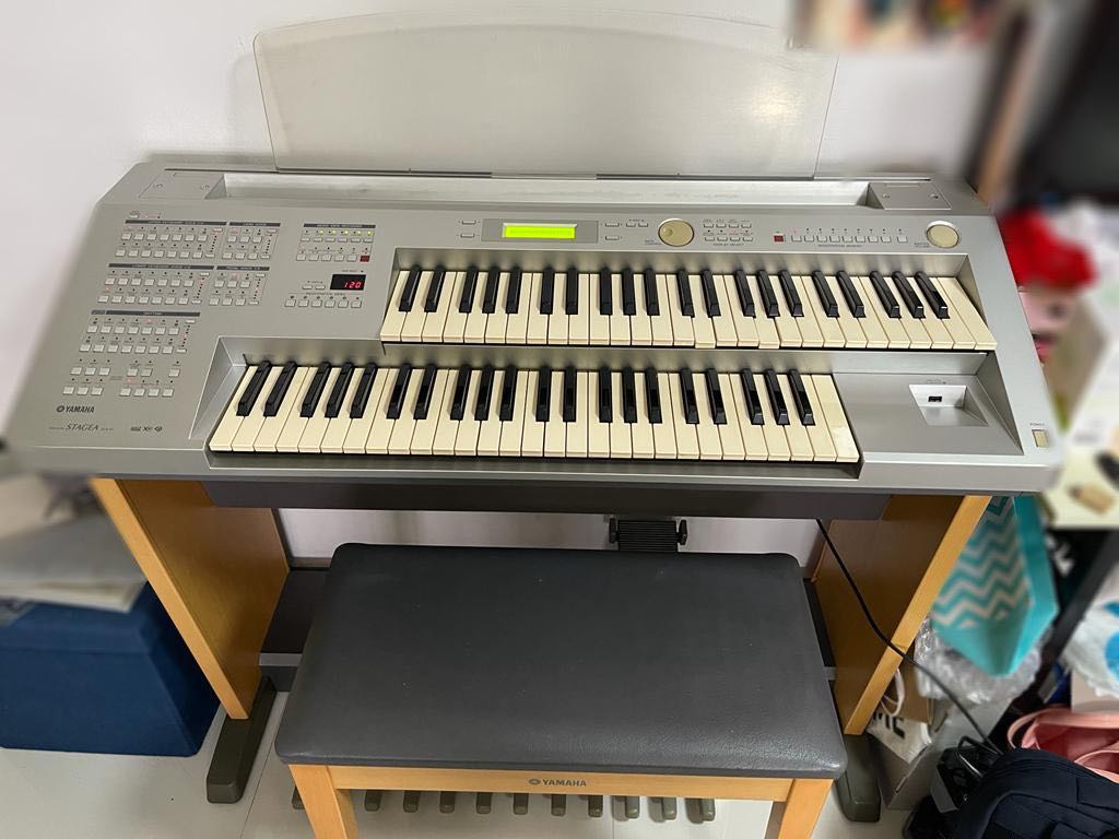 Yamaha Electone Stagea ELB – 01, Hobbies & Toys, Music & Media, Musical ...