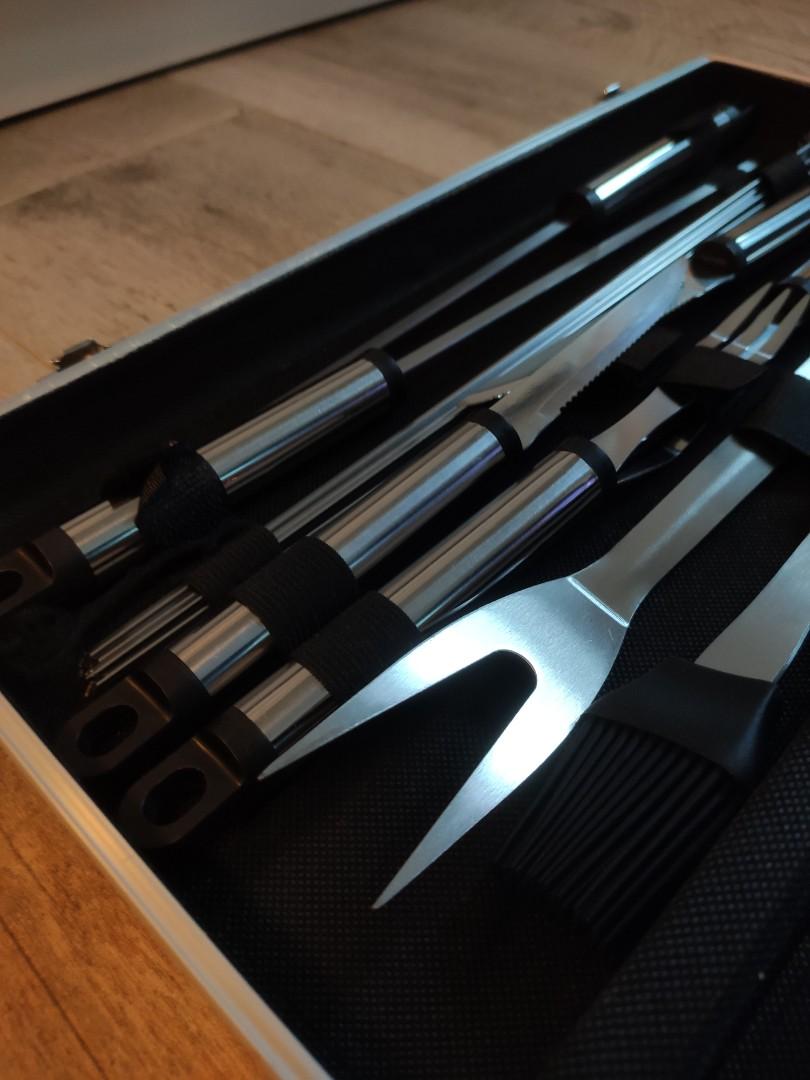 BBQ Pitmaster Toolbox, 家庭電器, 廚房電器, 燒烤爐及火鍋鍋具 - Carousell