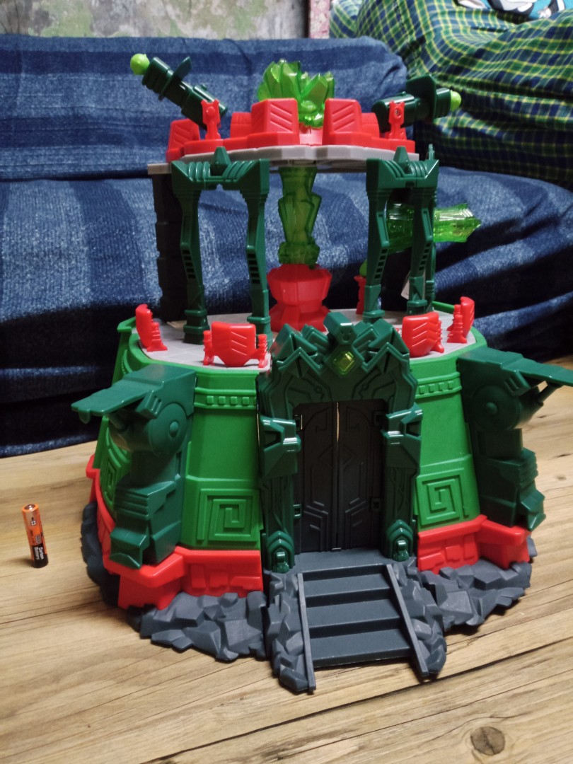 Gormiti Ultra One Tower, Hobbies & Toys, Toys & Games on Carousell