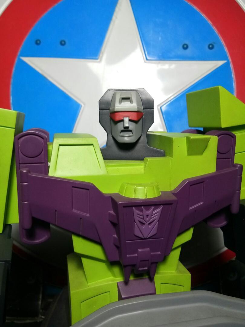 Hasbro Hard Hero Transformers Devastator Cold Cast Porcelain Bust ...