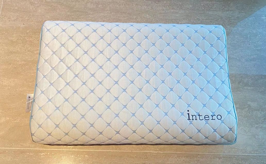 Intero cool tech pillow, Furniture & Home Living, Bedding & Towels on ...