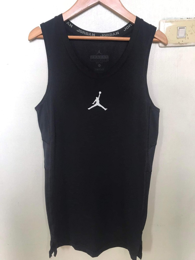 Jordan sando, Men's Fashion, Activewear on Carousell